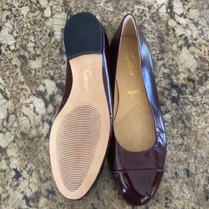 Trotters | Shoes | Trotters Signature Burgundy Flat Pumps | Poshmark